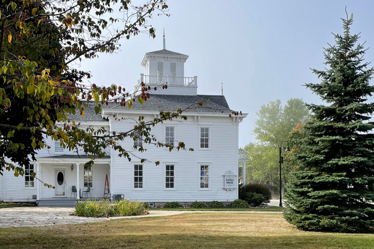 KEEPER - Thoughtfully Curated, For Keeps